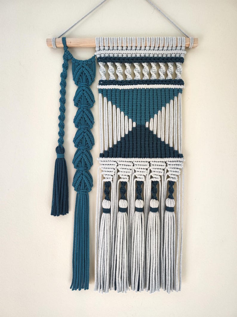 Boho Chic Macrame Wall Hanging PDF Tutorial | 75-page DIY Guide With ...