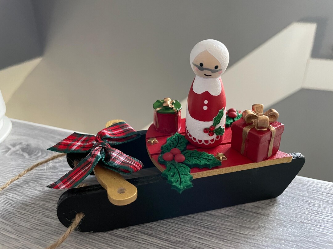 Mrs Claws Wooden Sleigh and Peg Doll Set - Etsy