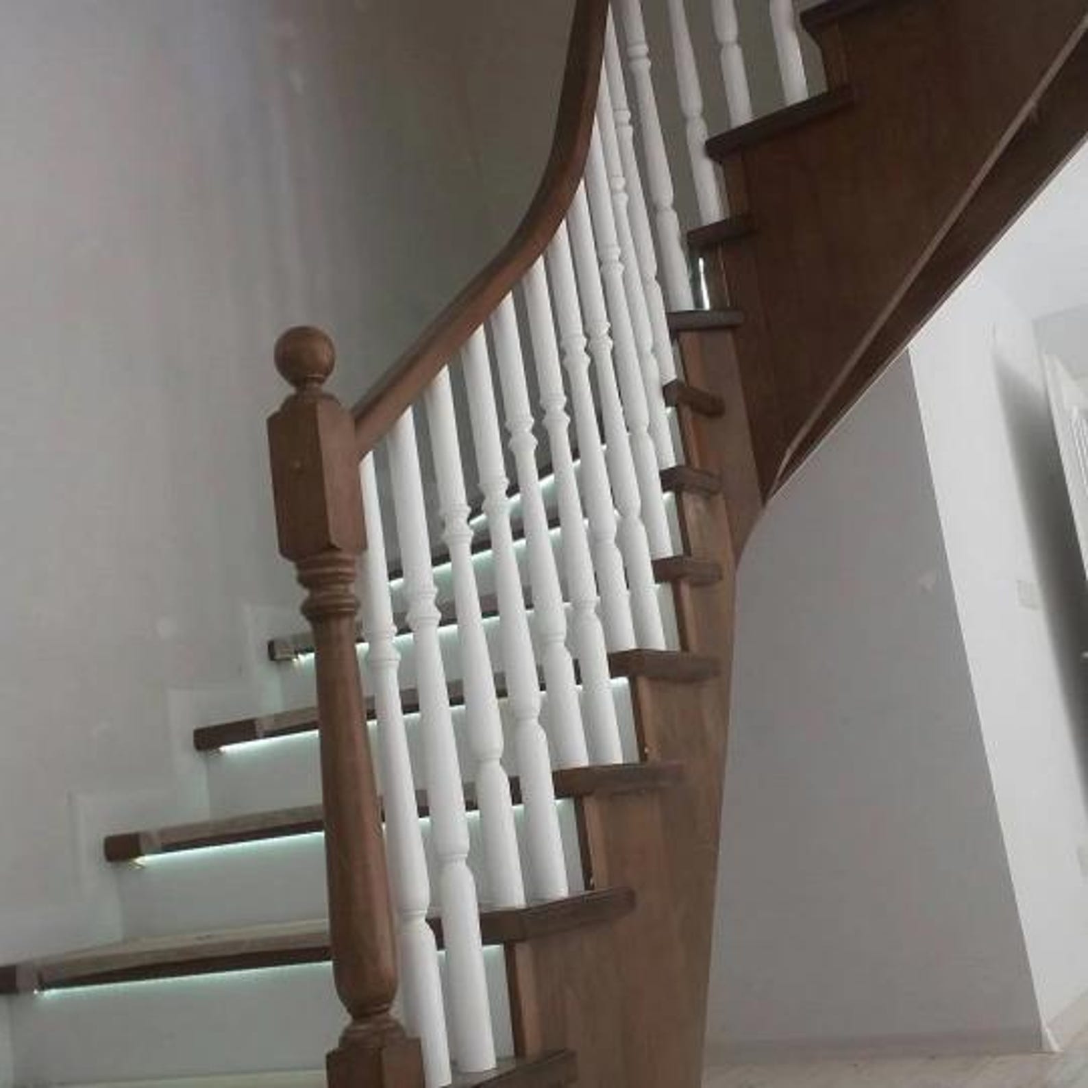 Beech Wood Stair Spindle - Newel Post & Balusters - Etsy