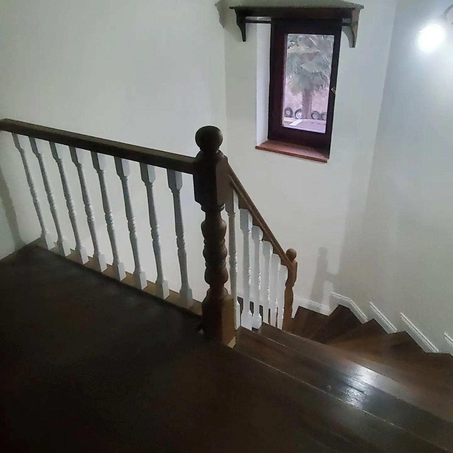Newel Post, Balusters, Wood Lathe, Stair Railing, Wooden Stair Railing ...