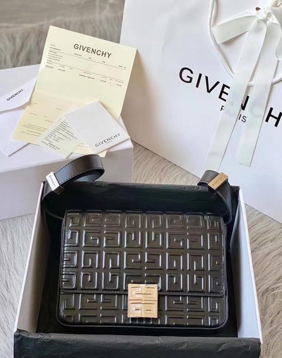 Authentic Vintage Givenchy Navy Blue Leather Shoulder… - Gem