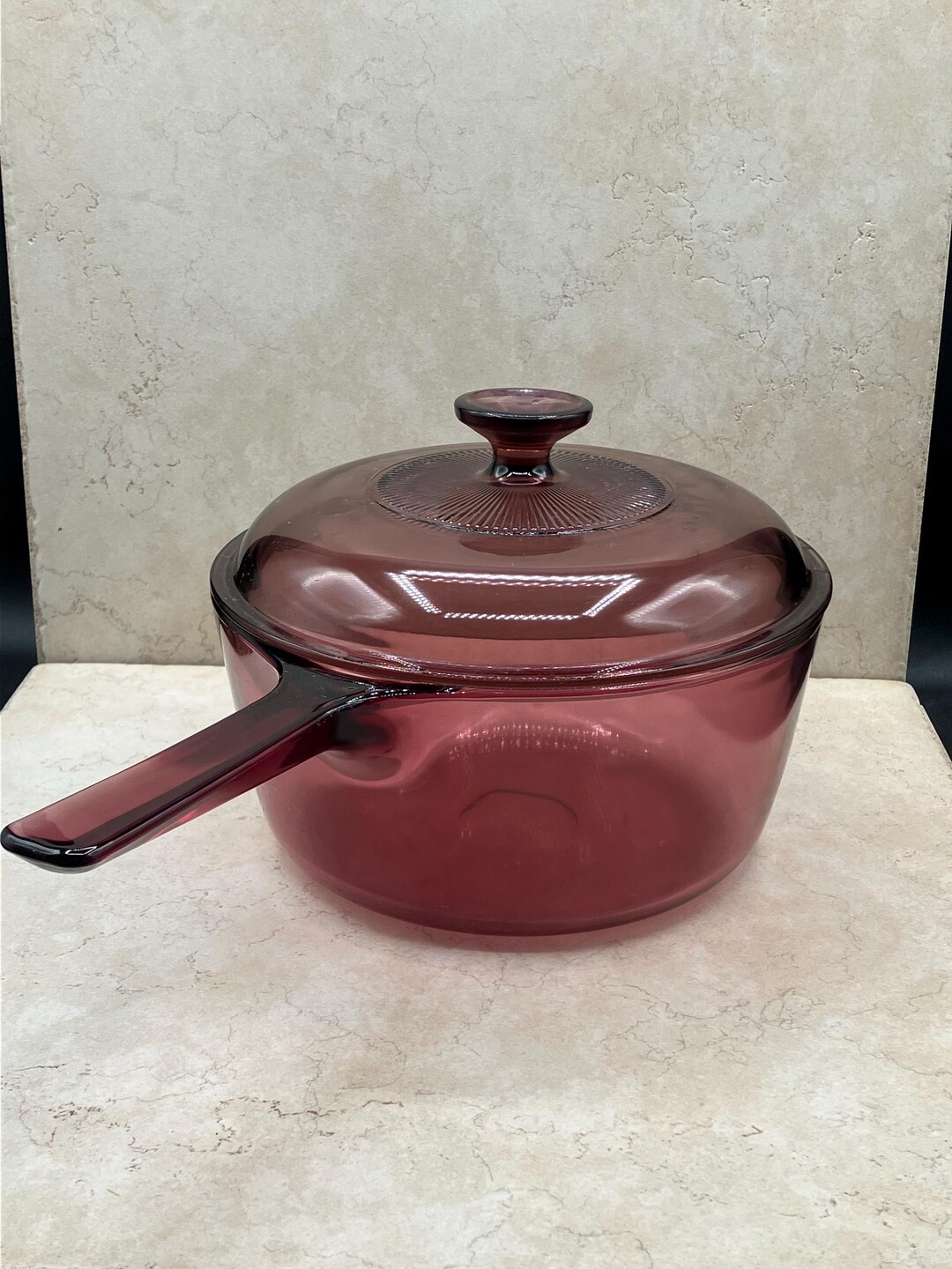 Limited Production 1992 Cranberry Vision by Corning 2.5 L Lidded Sauce ...