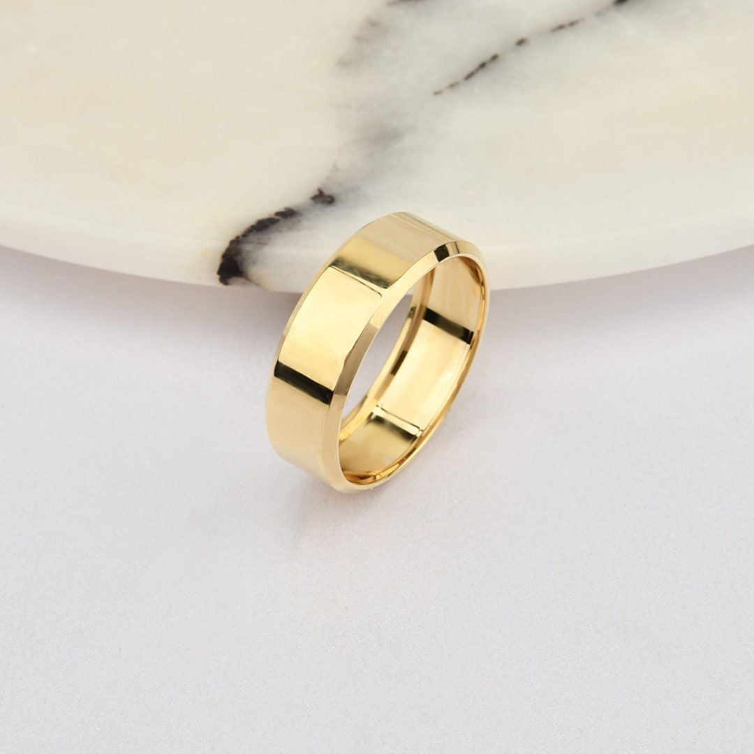 6mm Flat 14K-18K Gold Wedding Band, Diamond Cut Corners Band, Gold ...