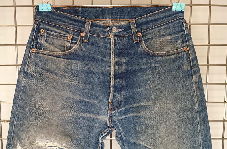 Vintage Levi's 501 Men Jean 32x27 (made in USA) - Etsy