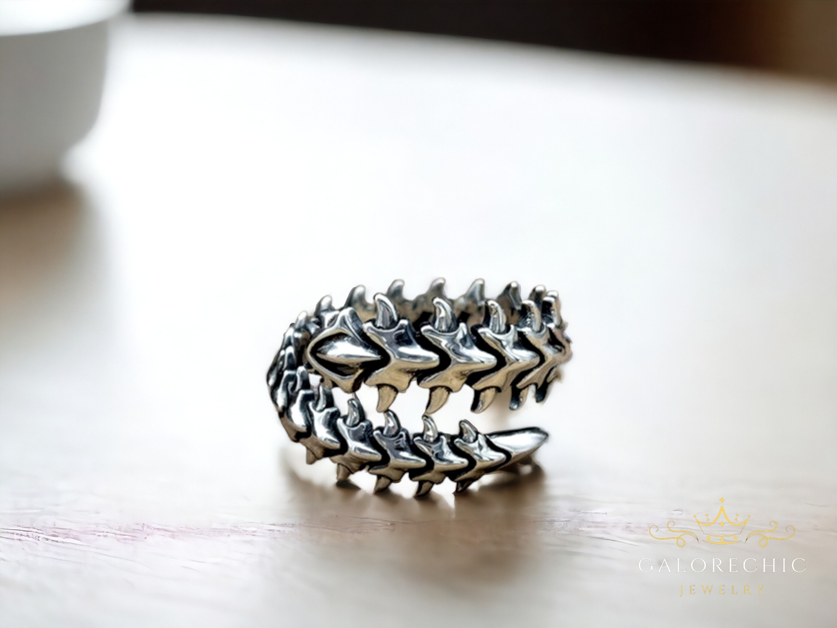 Gothic Spine Ring, Adjustable Tokyo Ghoul Inspired Spike Rings, Cosplay ...