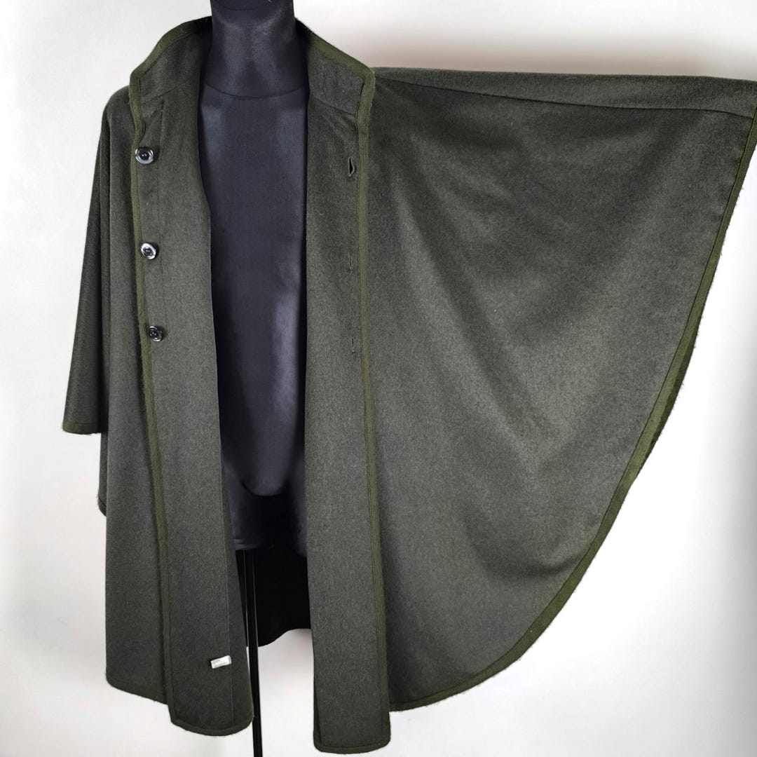 Vintage Italian Wool Cloak / Elegant Army Green Oversized Winter Cape ...
