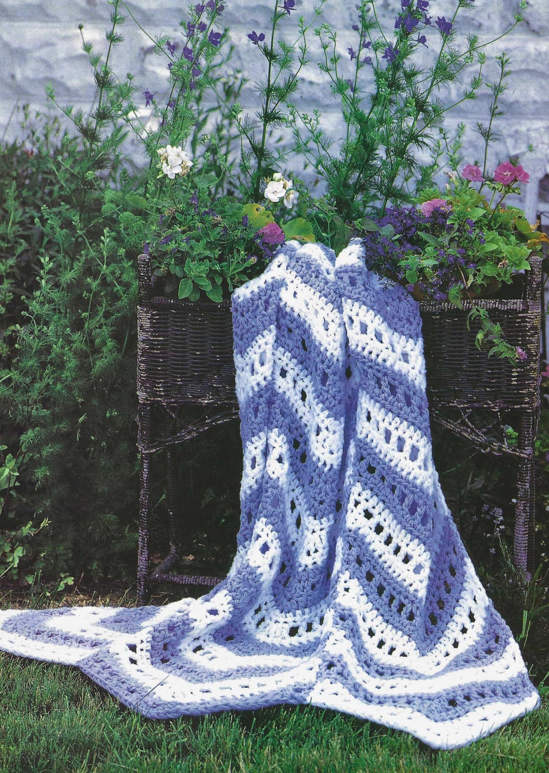 Beginner Quick Triple Ripple CROCHET PATTERN Blanket Lilac and White ...