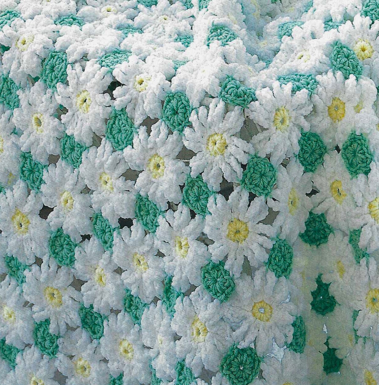 Daisy Delight CROCHET PATTERN Blanket White Flowers on Green Background ...