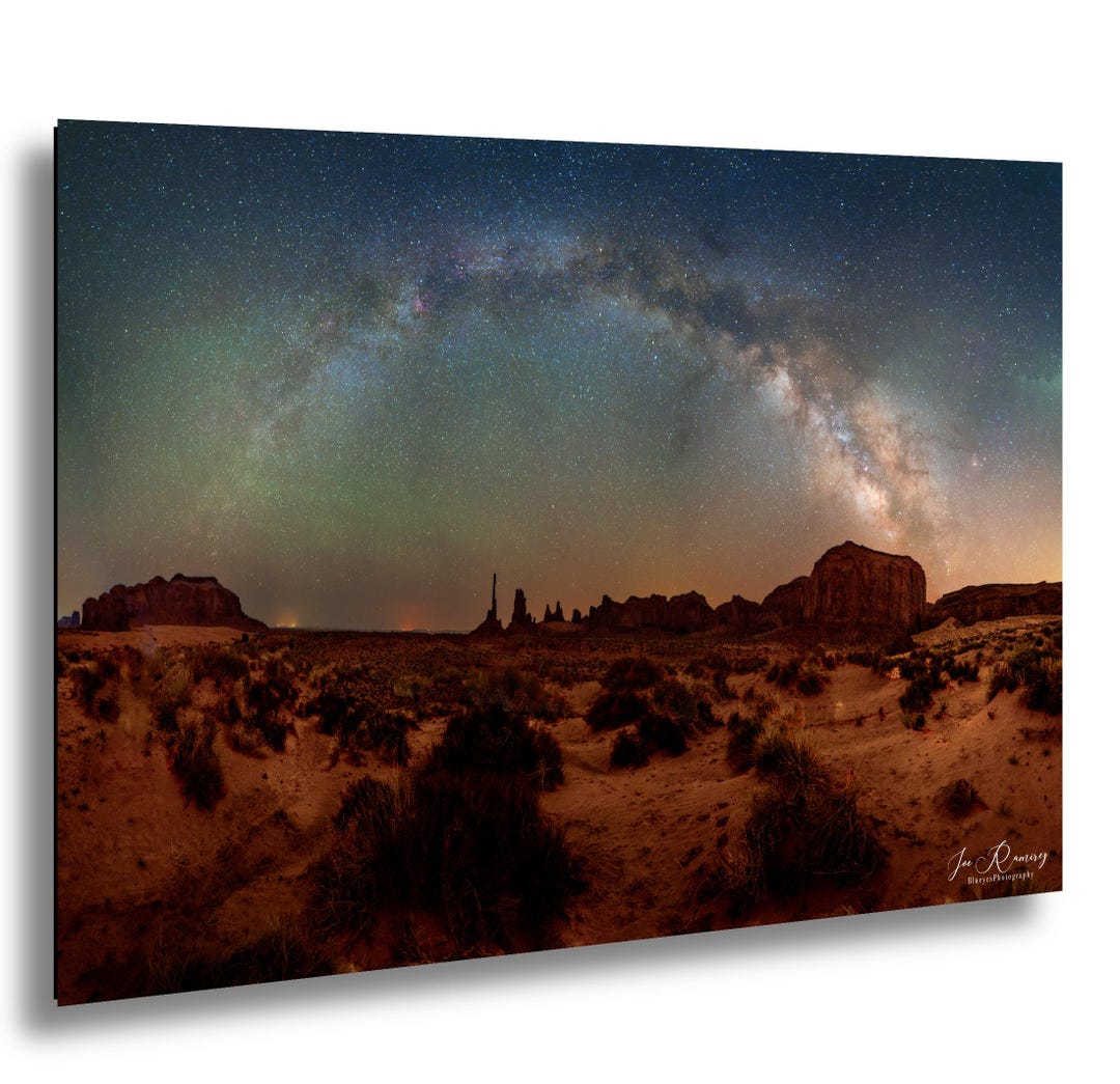 Monument Valley Wall Art: Totem Pole and Milky Way Arch Print - Etsy