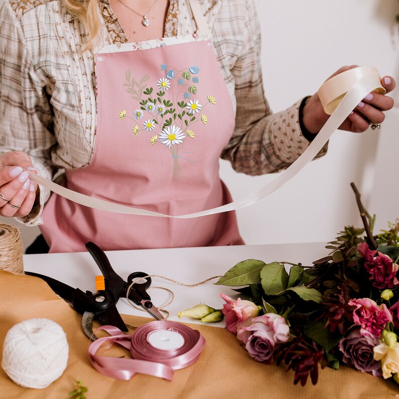 Wedding Flowers Bouquet Embroidery, Wildflowers Embroidery Design ...