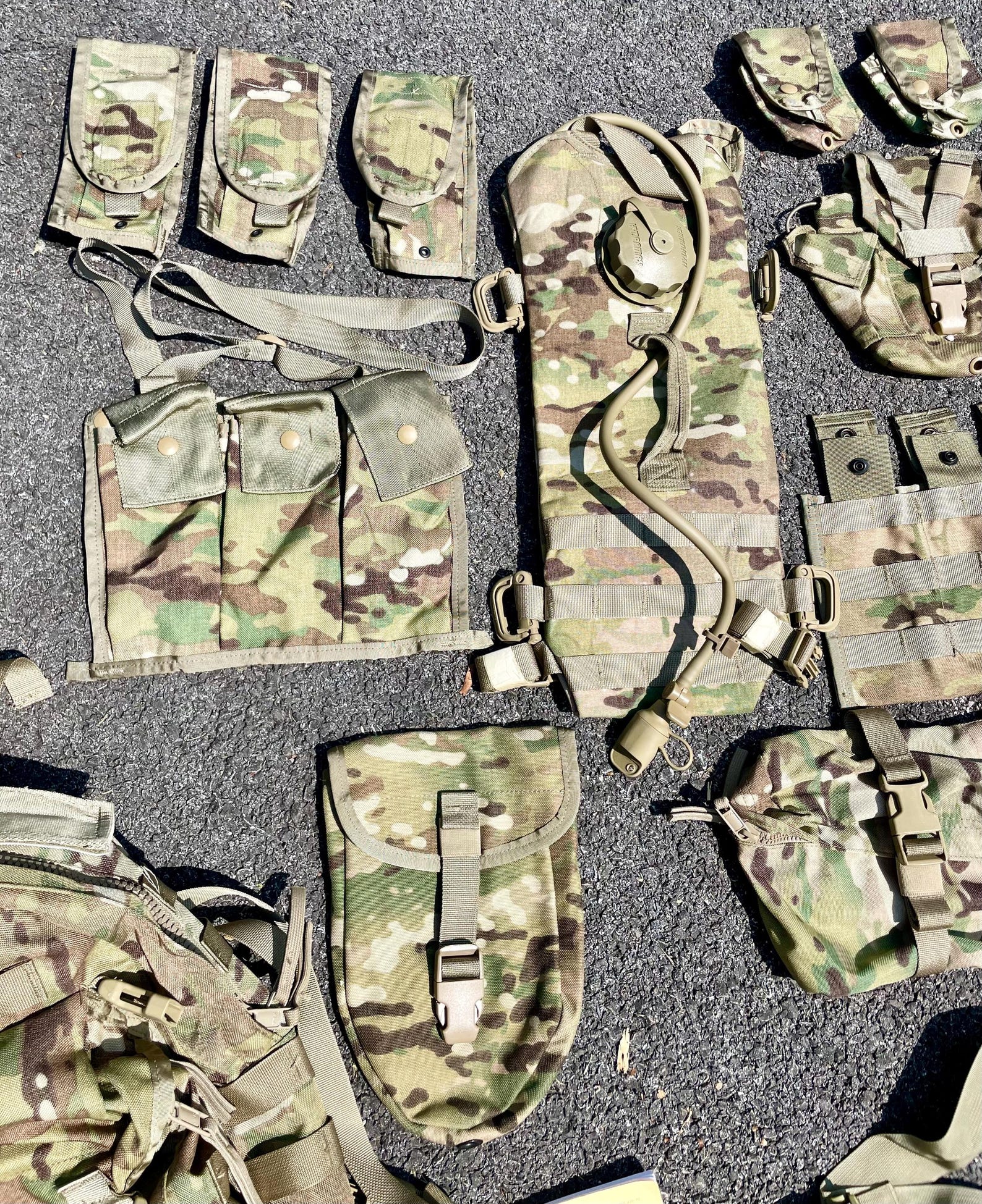 USGI Molle II Assault Pack Scorpion OCP W/stiffener & Rifleman Set ...