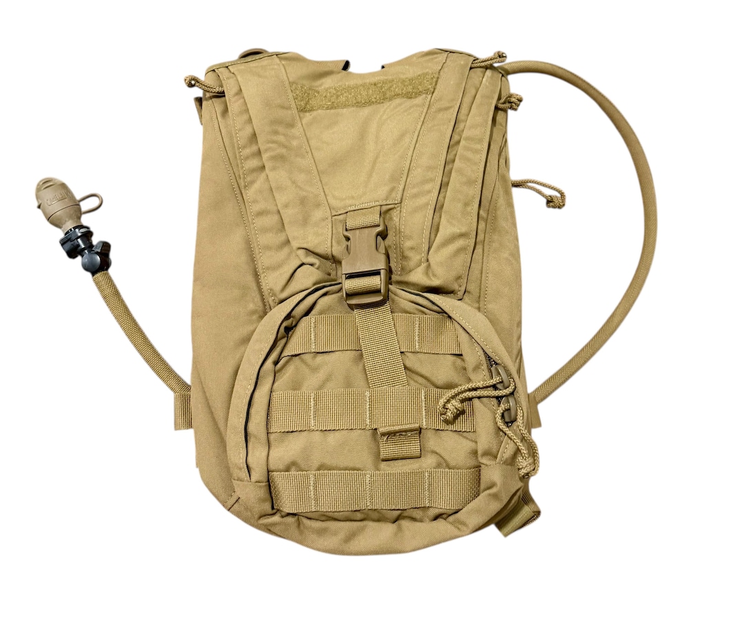 USMC Hydration Pack Carrier With 100 Oz Bladder Camelbak Coyote - Etsy
