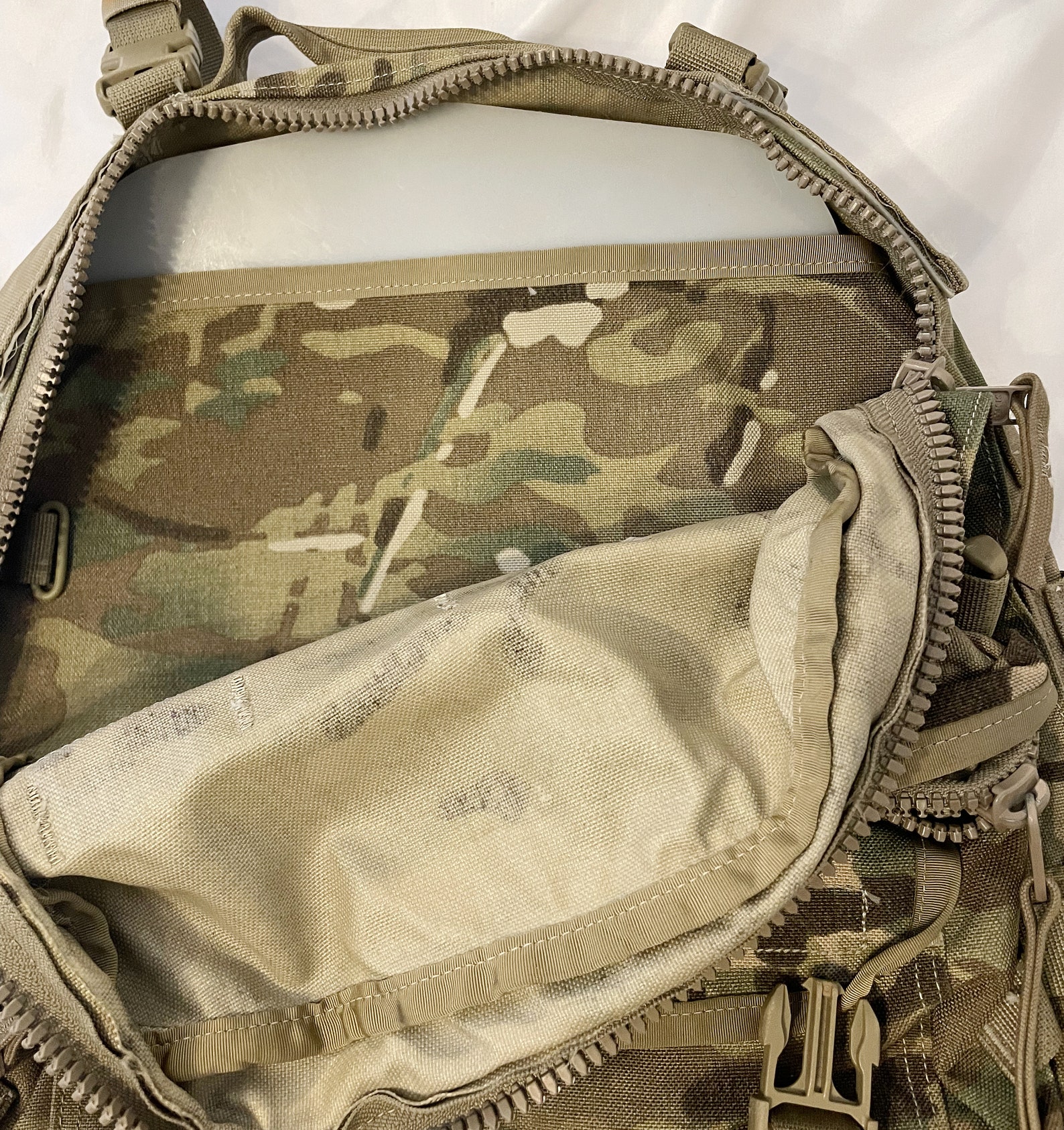 USGI Military Army Molle II 3 Day Assault Pack! OCP Multicam W ...