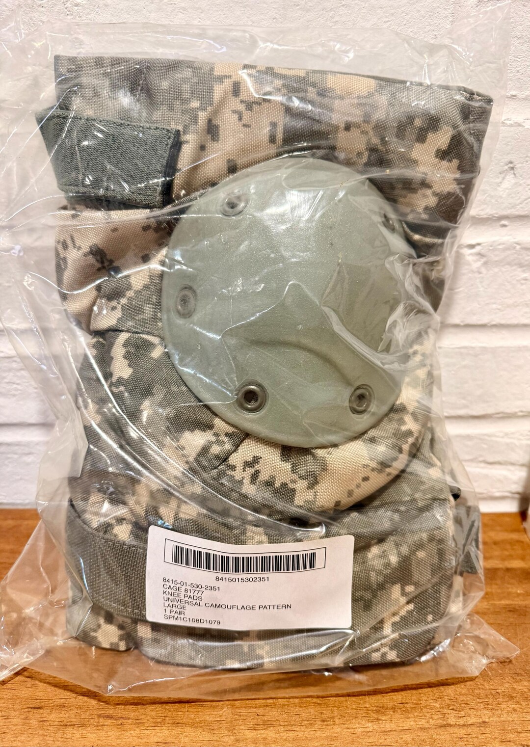 USGI Military Tactical Combat Knee Pads Pair, ACU Pattern, RFI Issue ...