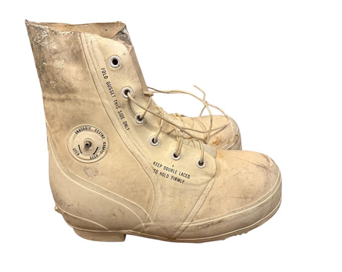 USGI 10-R BATA Boots Mickey Mouse Bunny Boots Extreme Cold Weather ...