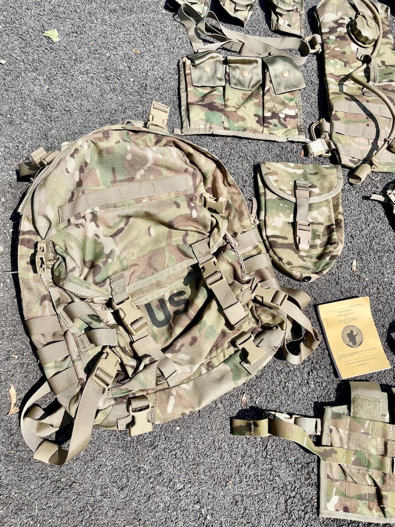USGI Molle II Assault Pack Scorpion OCP W/stiffener & Rifleman Set ...