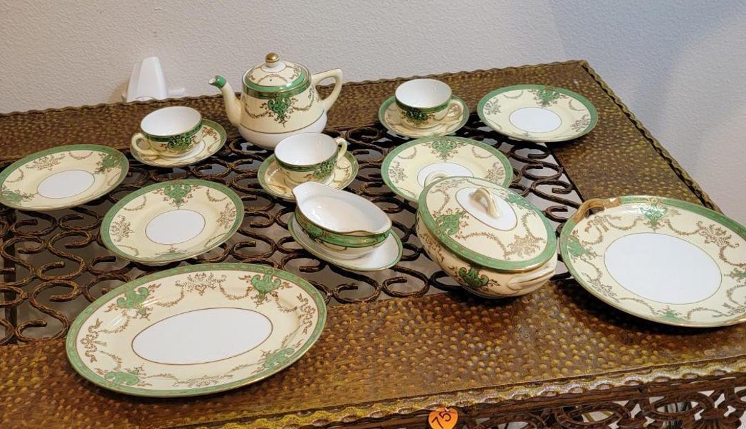 RARE Vintage Noritake Pattern N2126 , Red M in Wreath Japan Circa 1915 ...