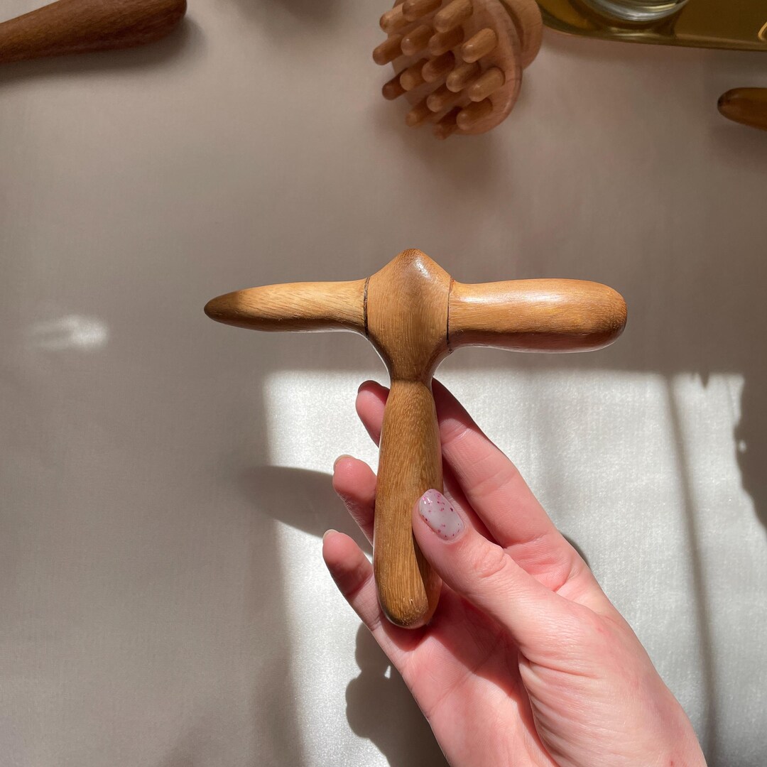 Solid Wooden Acupressure Massage Tool, Sandalwood Deep Tissue Massager ...