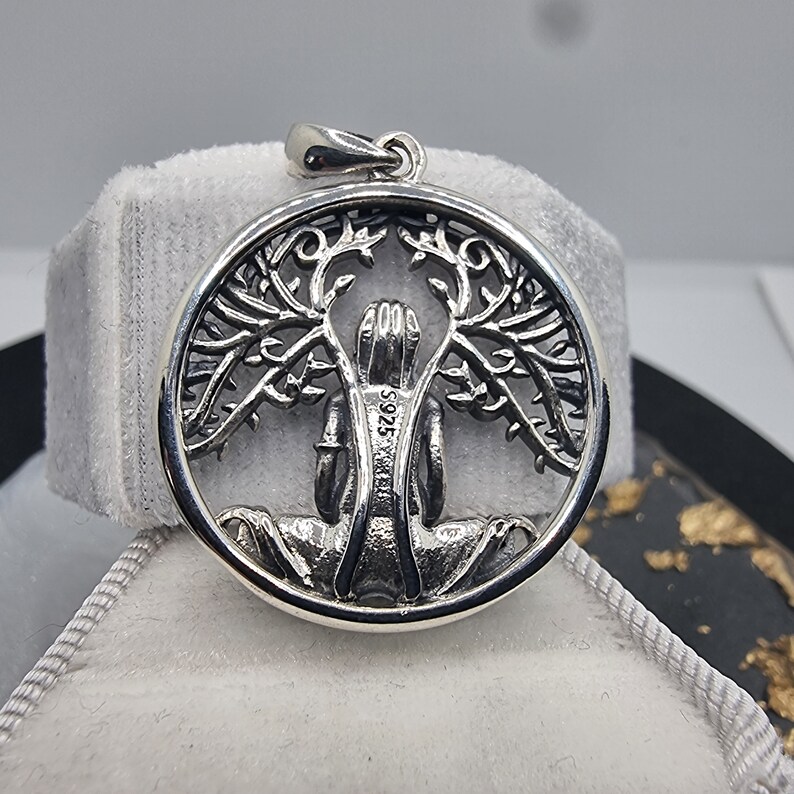 Mother Earth Gaia Pendant Wicca Maternity and Femininity Symbol Celtic ...