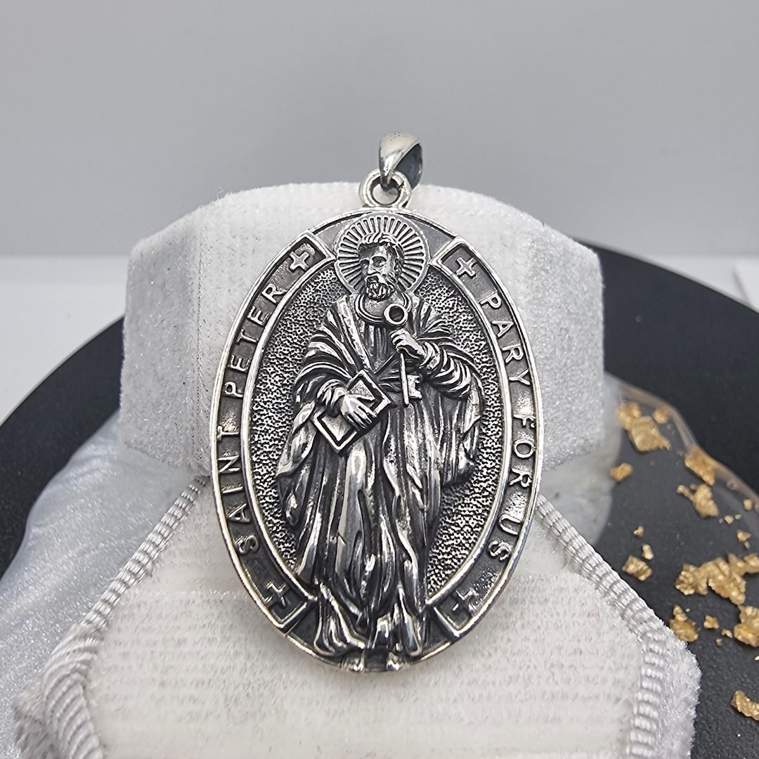 Saint Peter the Apostle Medallion Pendant Crossed Keys Emblem Symbol of ...