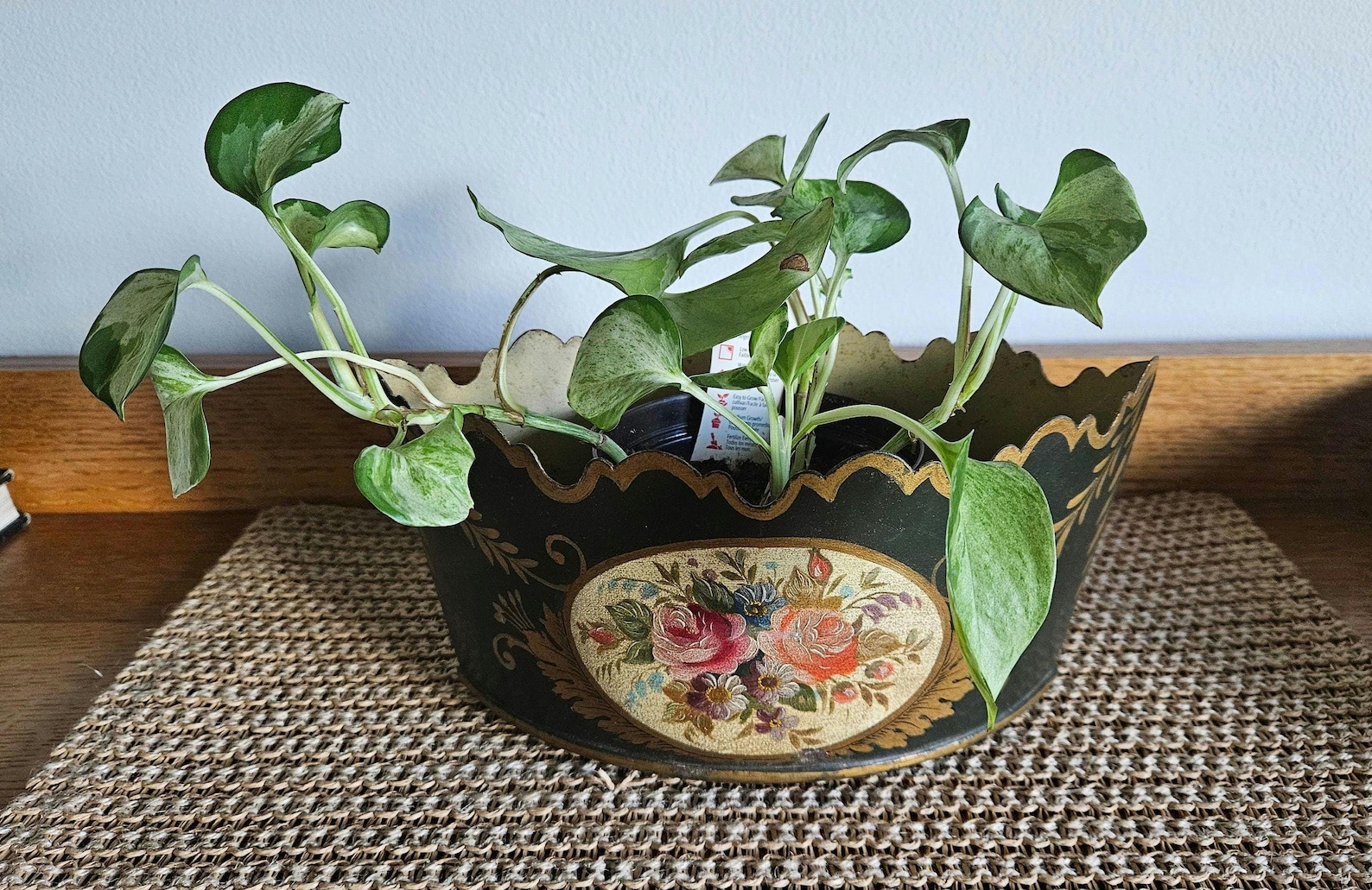 Vintage Handpainted Italian Footed Metal Floral Tole Cachepot Planter ...