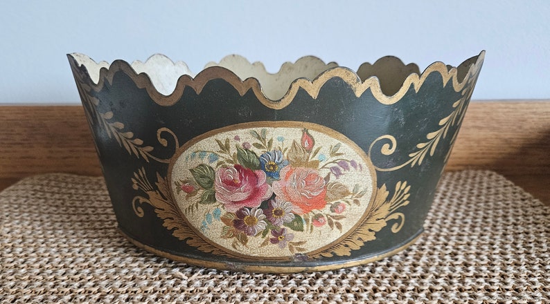 Vintage Handpainted Italian Footed Metal Floral Tole Cachepot Planter ...