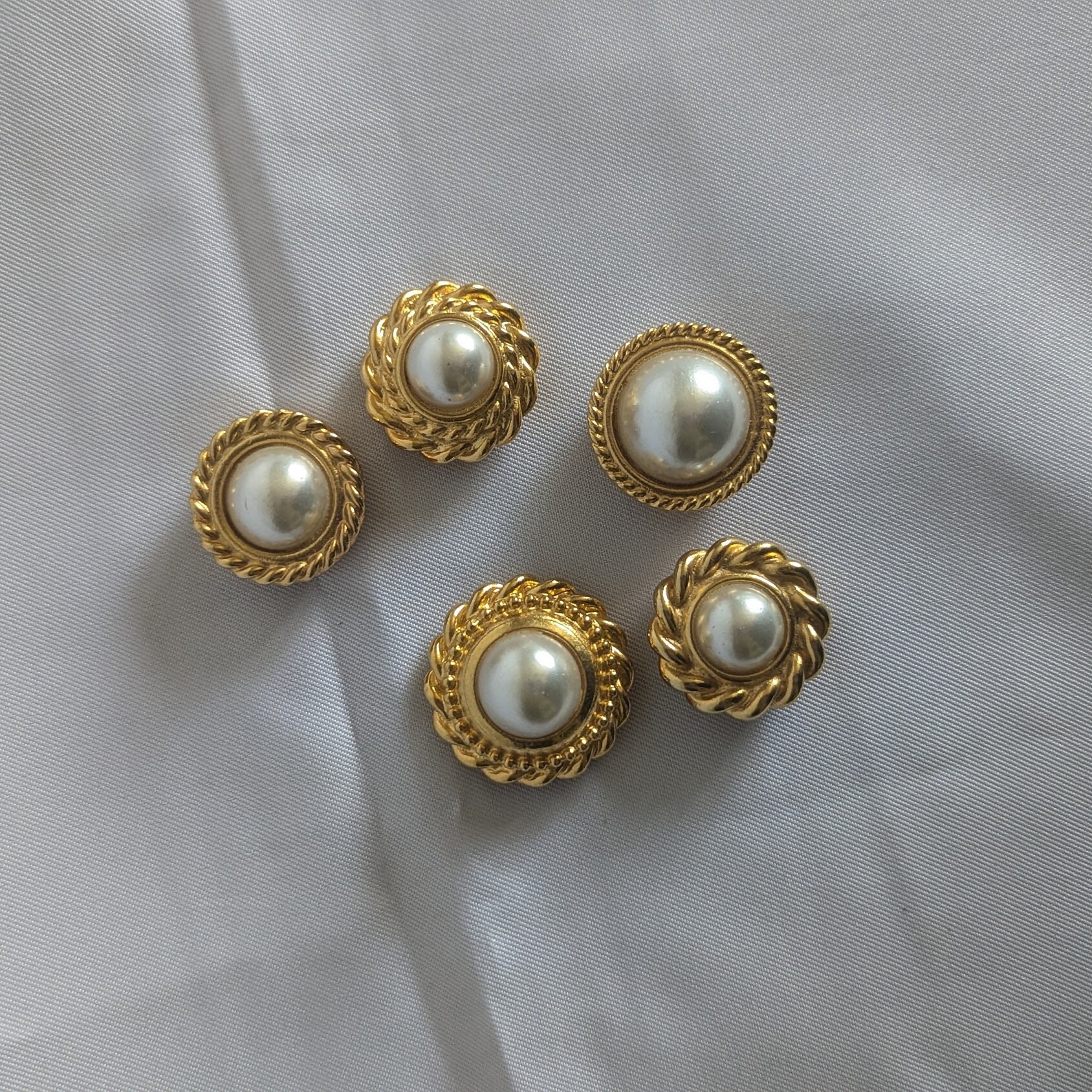 Vintage Button Covers Costume Jewelry Accessories 80s Retro Faux Pearl ...