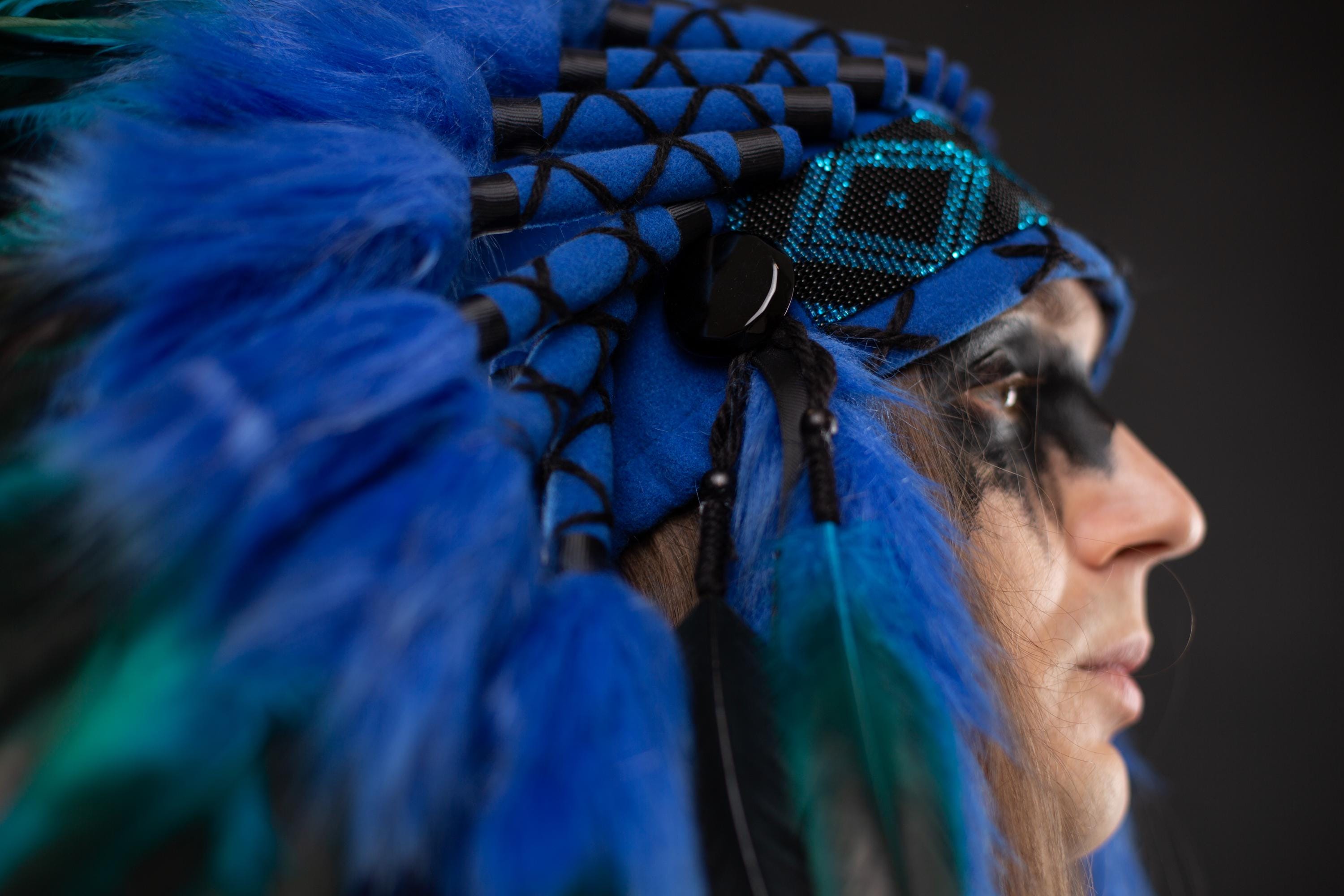 Authentic Indian Headdress – Blue Lagoon Feathered Native American ...
