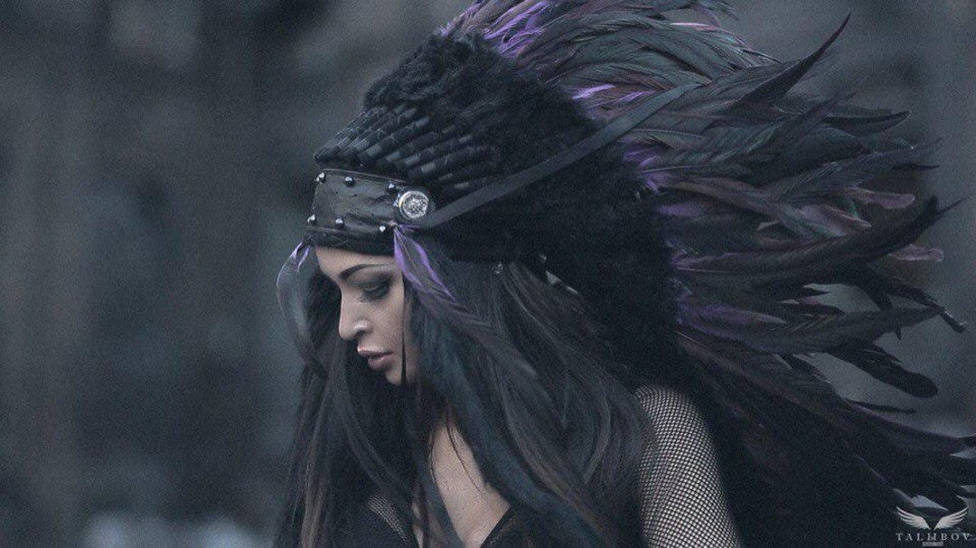 Authentic Indian Headdress — Black Violet Feathered Native American ...