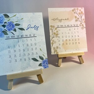 2025 Desk Calendar With Mini Wood Easel | 12 Month Calendar, Monthly ...