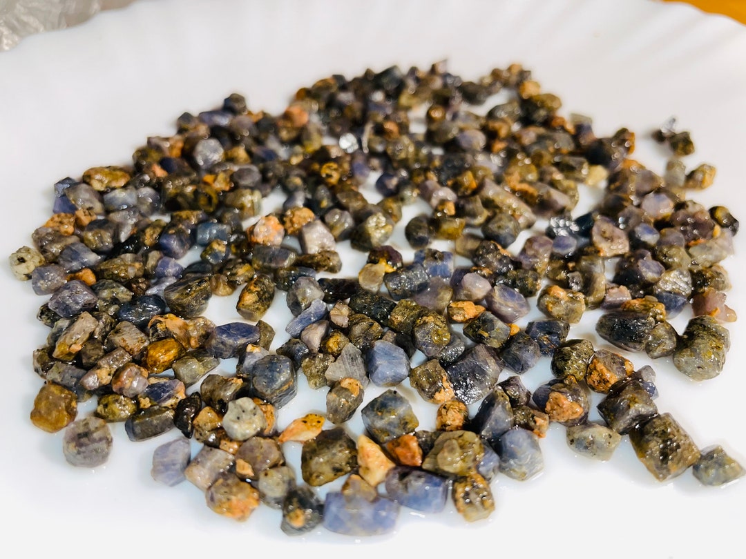Sapphire Corundum Crystals -smaller-;100g -1000g , From Madagascar ...
