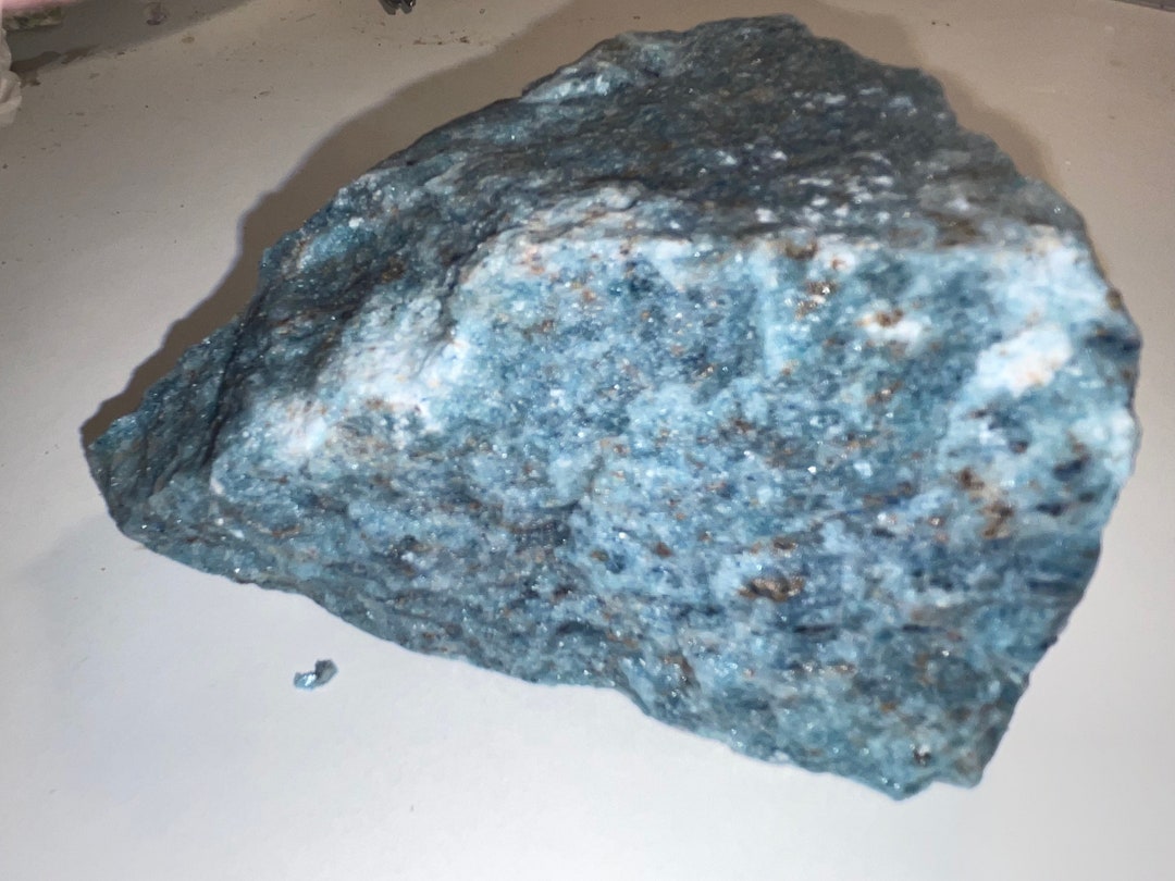 Rare Trollite Rough Stone - Rare 680g Healing Crystal Mineral for ...