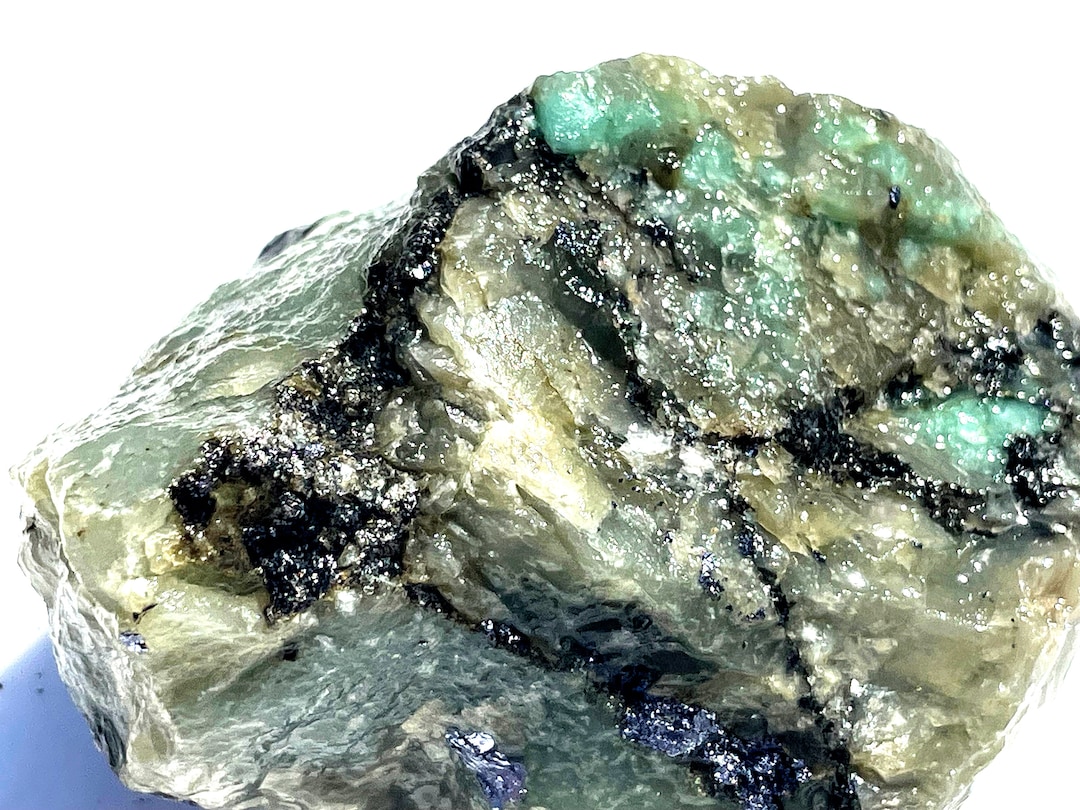 Emerald Rough Crystal Stone - Amazing Green 272g- Rough Gemstone for ...