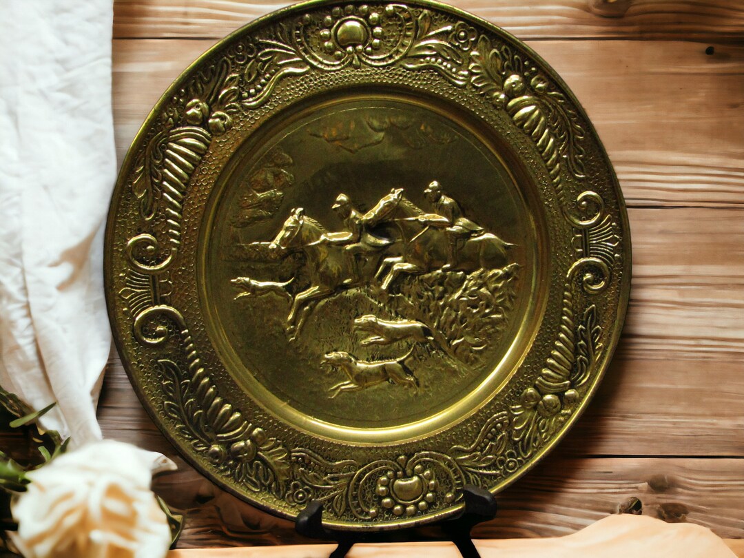 Brass Wall Hanging Plate Vintage Fox Hunt Scene Embossed - Etsy