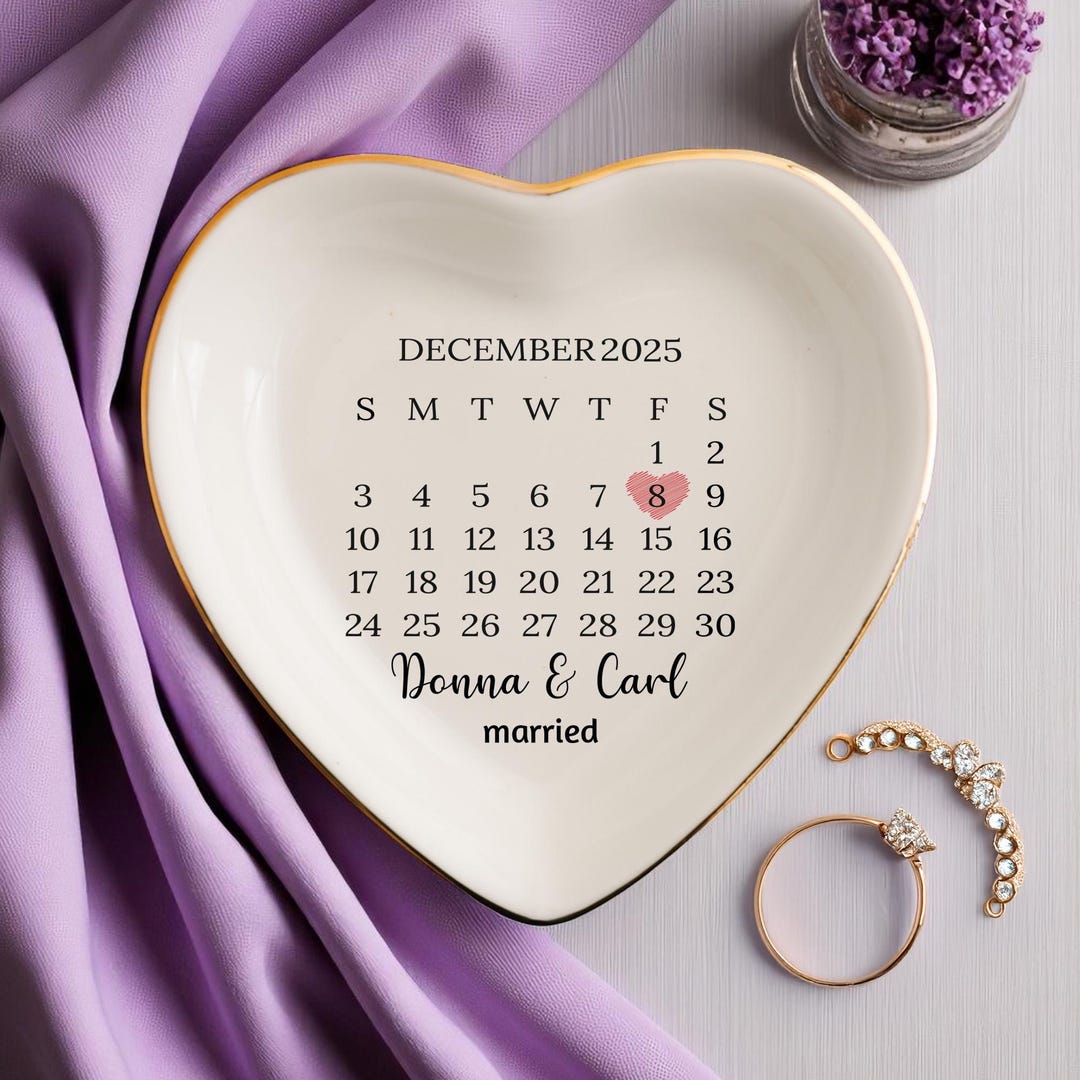 Custom Wedding Calendar Jewelry Dish, Wedding Date Ring Dish ...