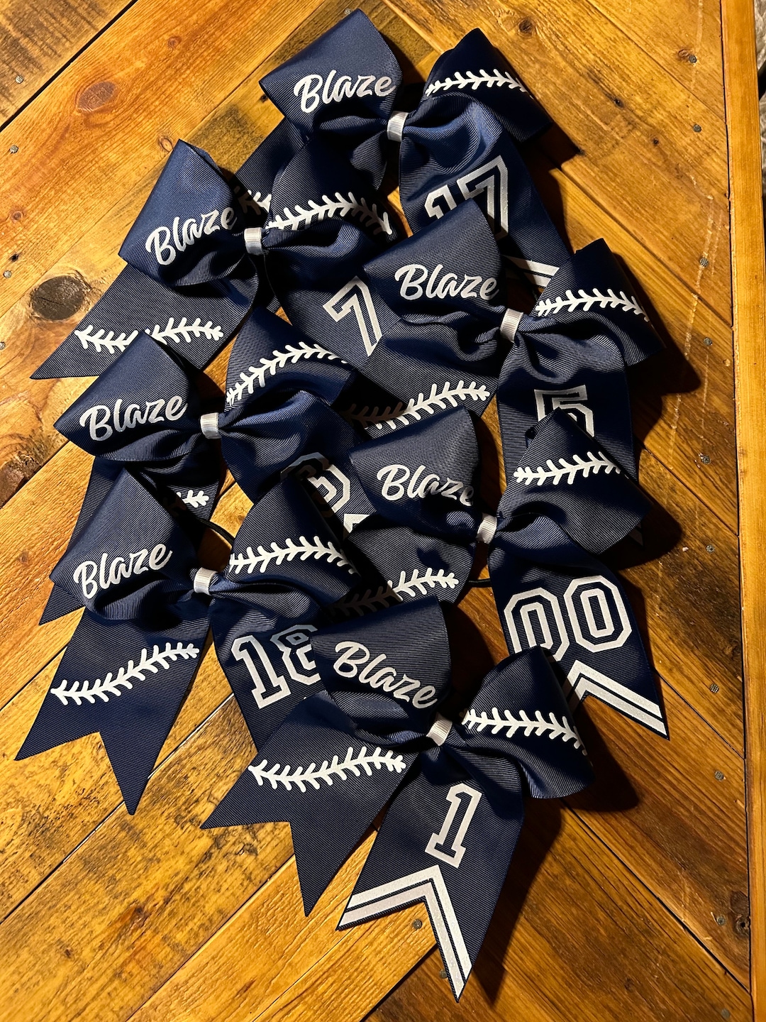 Custom Personalized Softball Team Bows (12 Bows Included) - Etsy