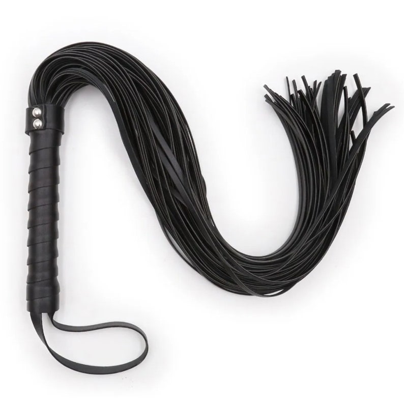 Handcrafted Floggers Leather Whip, Solid Handle, Bedroom Roleplay Whip ...