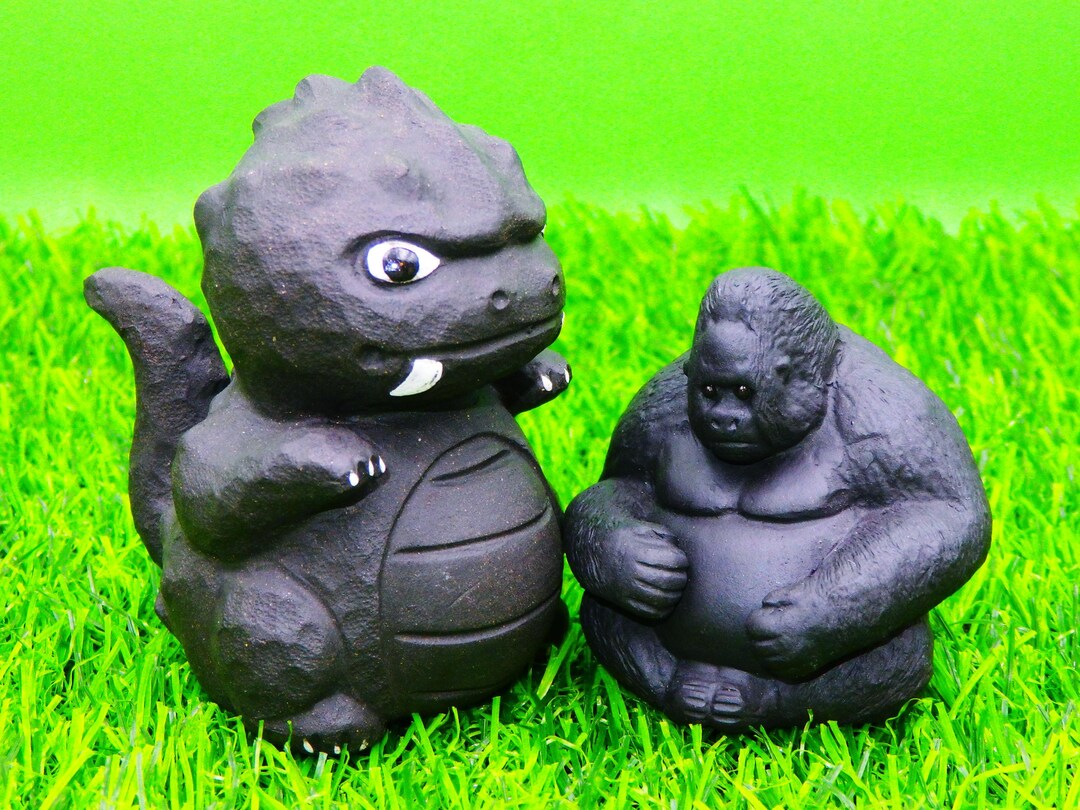 Chubby Godzilla & Kong / Garden Gift / Figurine and Knick Knack ...