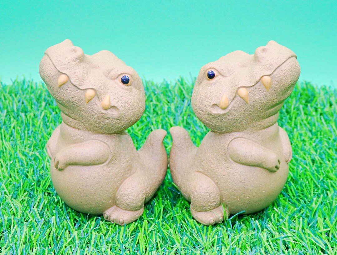 Chubby T-rex / Dinosaur / Figurine and Knick Knack / Yixing Purple Clay ...