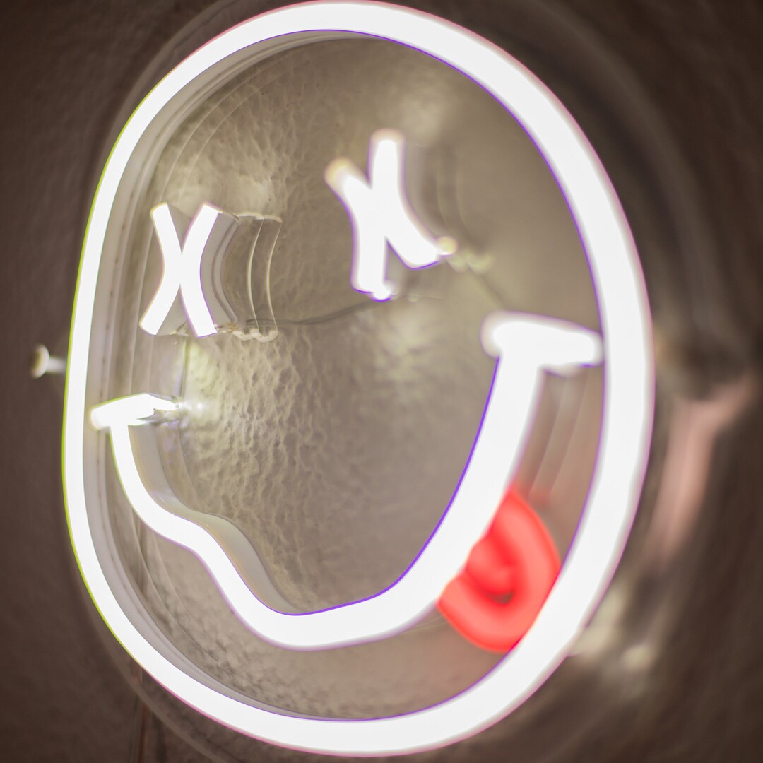 Smiley Face LED Neon Light Signs Personalized Gift Home Decor Wall Art ...