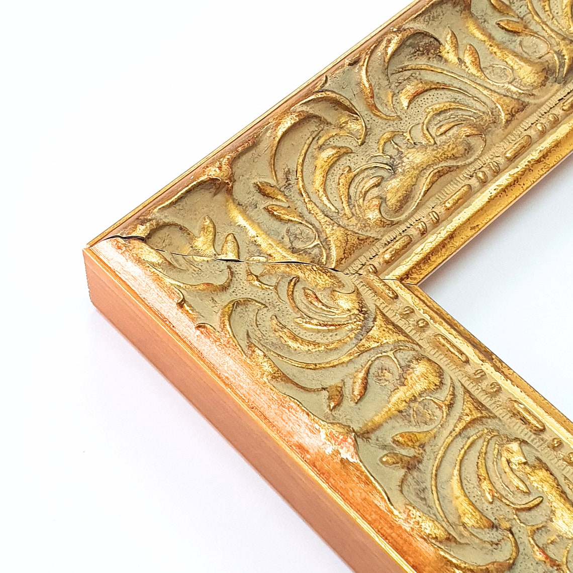 Majestic Antique Frame,,baroque Elegance,gallery-ready Masterpiece ...