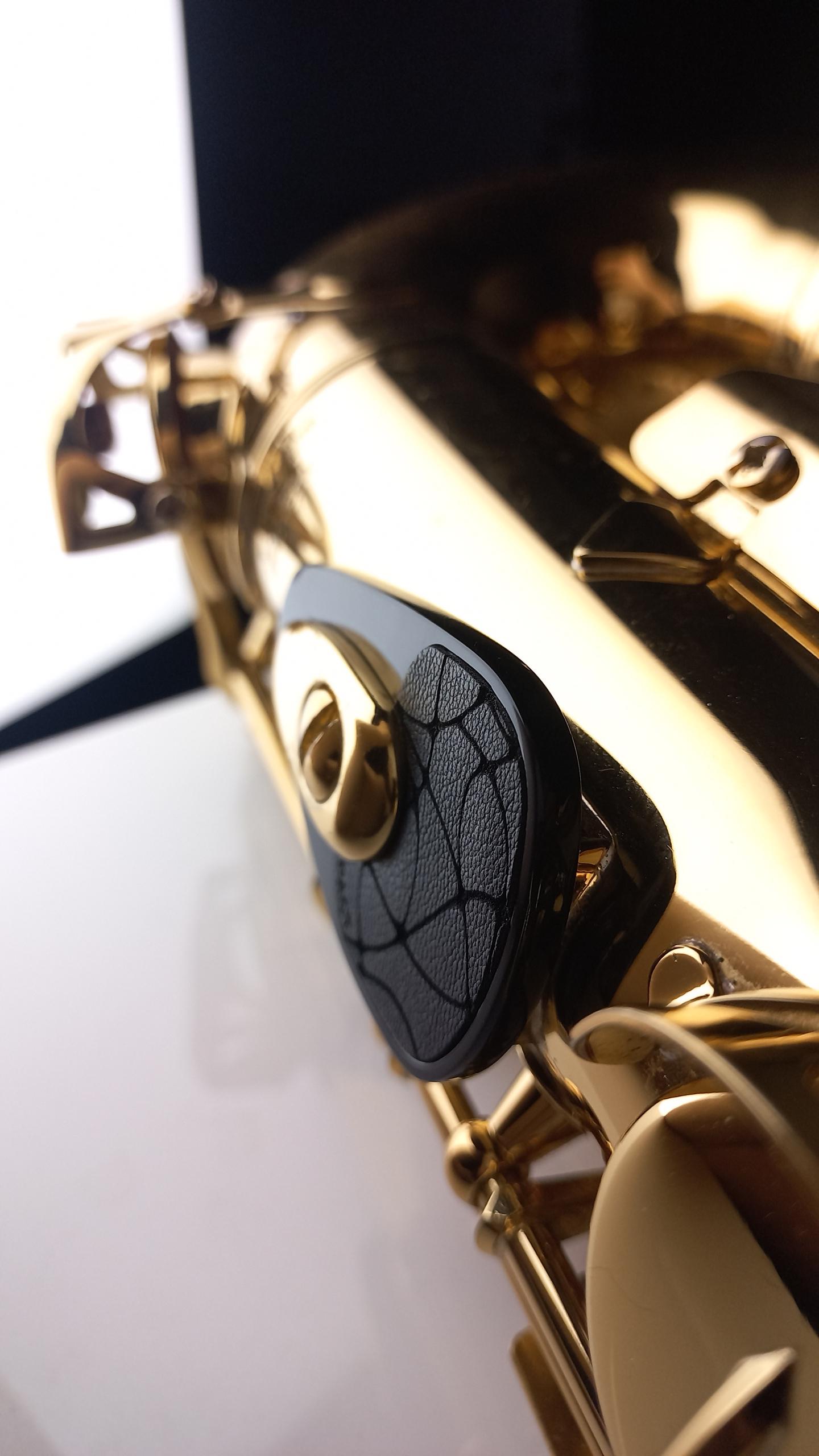 Ergonomic Flat Thumb Rest, Black. for Alto/tenor Sax - Etsy