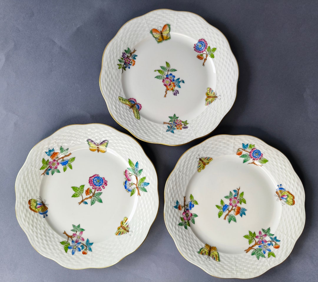 Set 3 X Herend Handpainted Queen Victoria Plates, Herend Hungary Queen ...