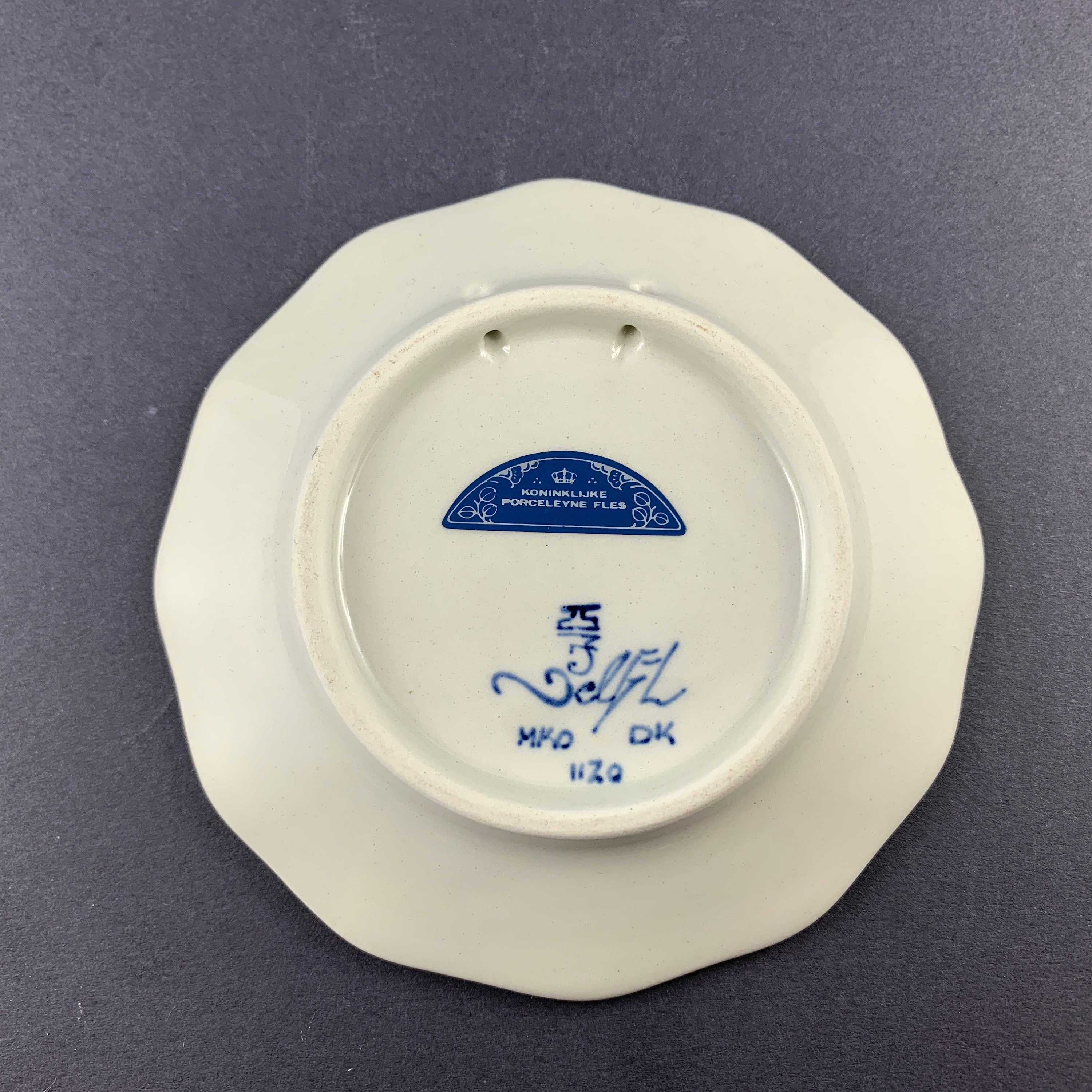 Royal Delft Blue Handpainted Plate 1991 - Collectible Delftware ...