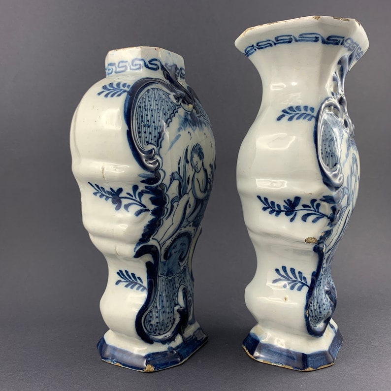 2 Delft Blue Vases 18th Century De Klaauw Factory in Delft- Handpainted ...