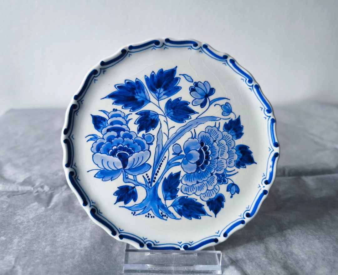 Royal Delft Blue Handpainted Plate 1976 - Collectible Delftware ...