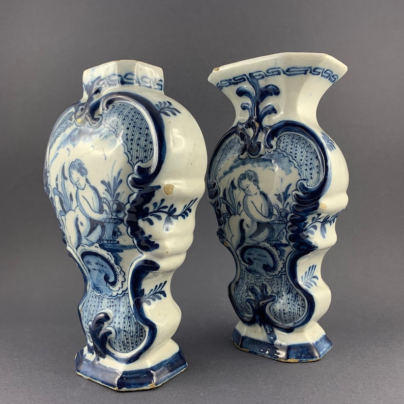2 Delft Blue Vases 18th Century De Klaauw Factory in Delft- Handpainted ...