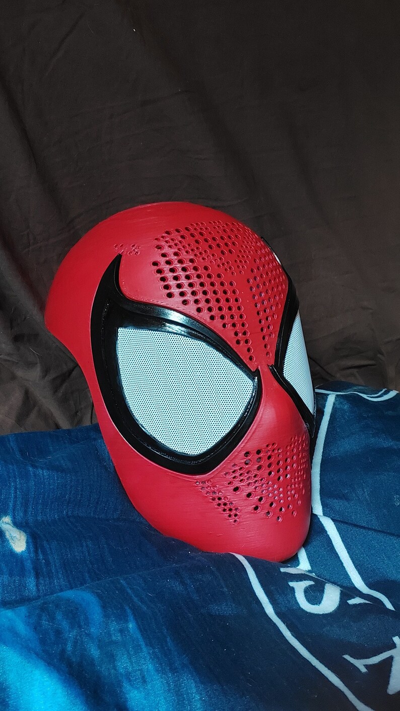 Faceshell Ultimate Spiderman by Mark Bagley - Etsy