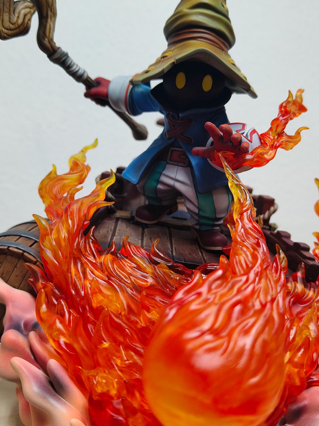 Statue Black Mage - Hand Painted - Resin Figure - Nomnom Figures - Etsy