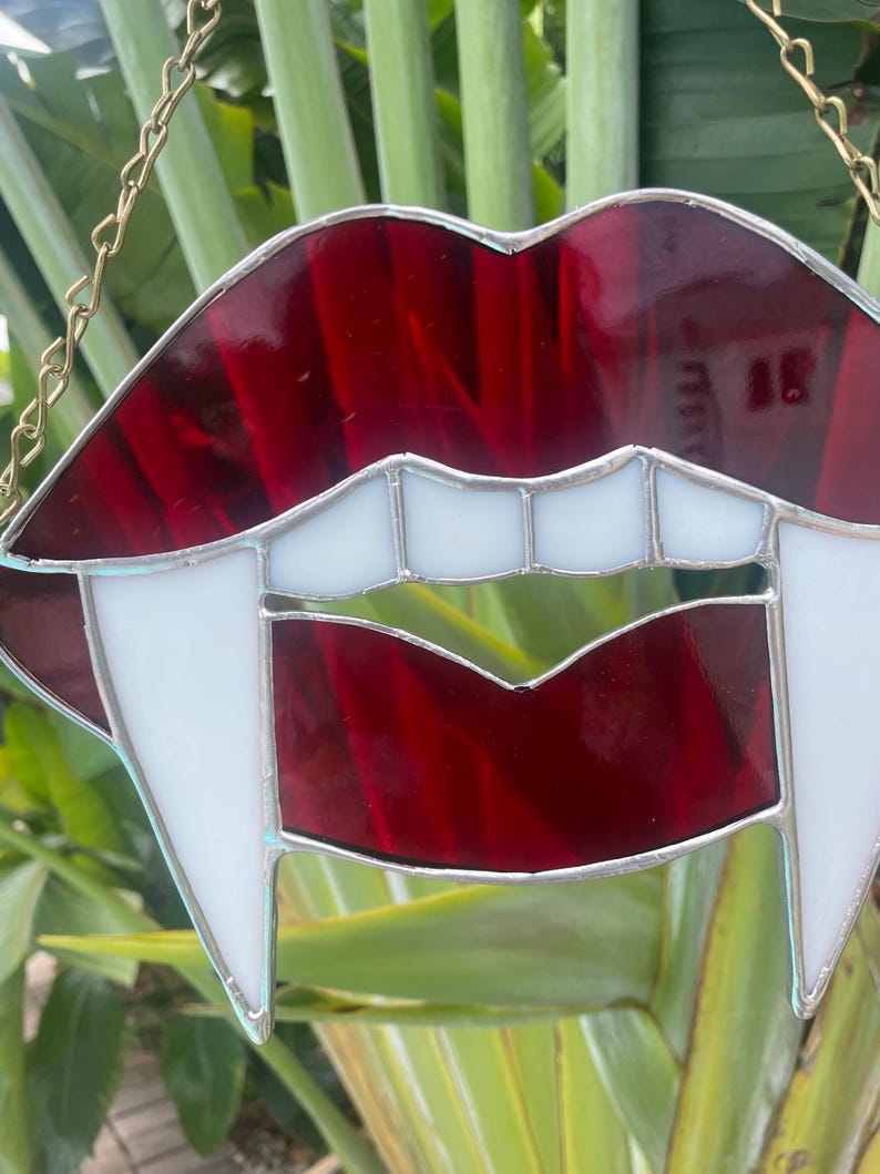Stained Glass Vampire Lips, Halloween Stained Glass, Vintage Pink ...